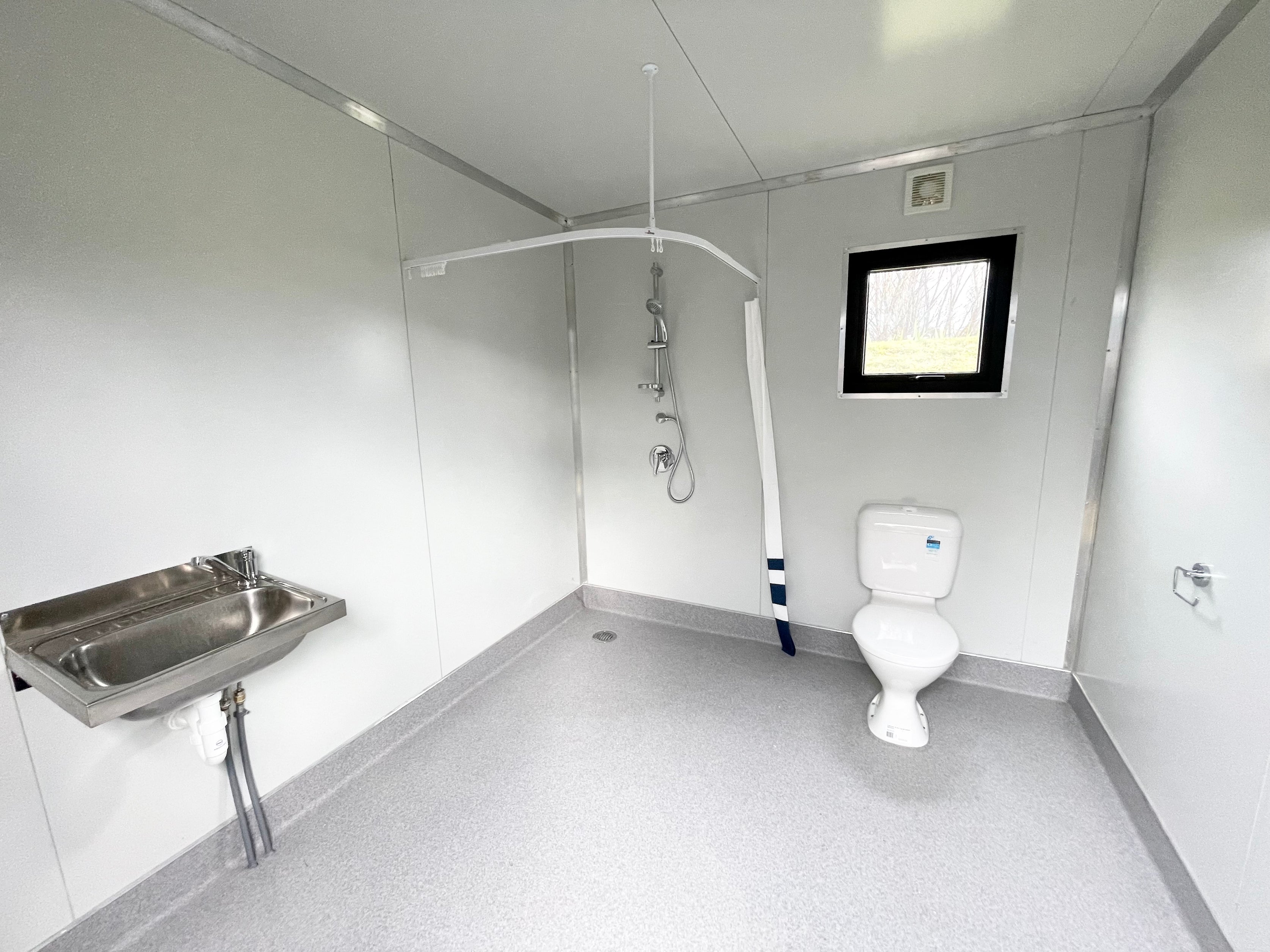 Ablution Blocks available to purchase & hire! – Space King
